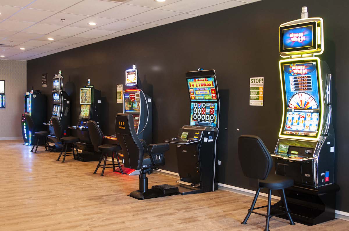 COVID-19 Impact and the Resilience of Illinois Video Gaming - Universal ...